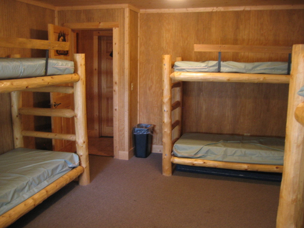 Quaker Ridge | Spring, Winter & Fall Retreat Lodging | Woodland Park CO